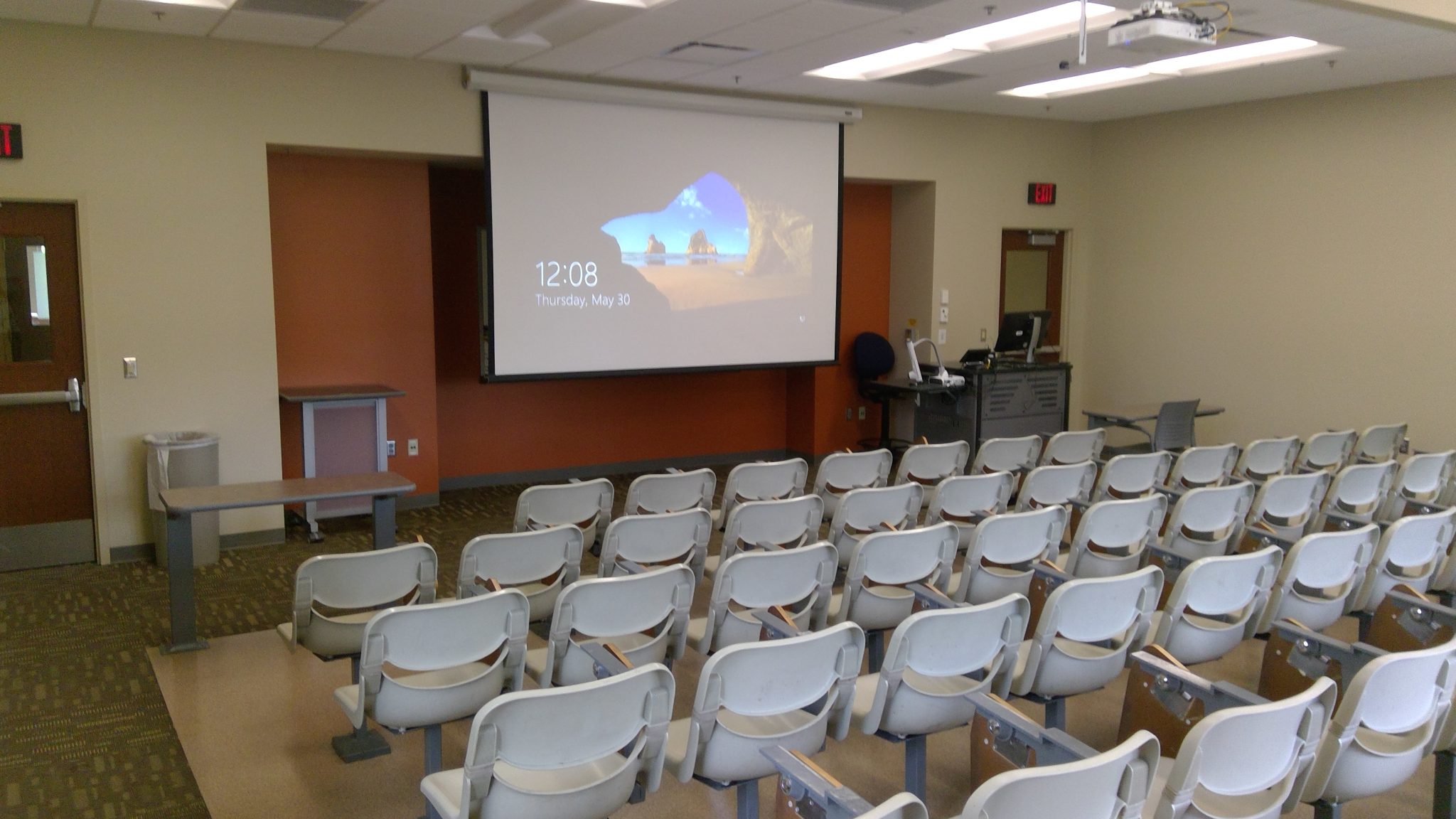 Gwynn Hall, Room 220