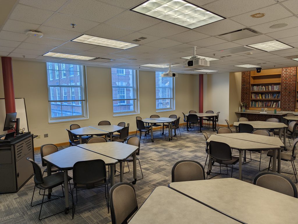 Townsend Hall, Room 222